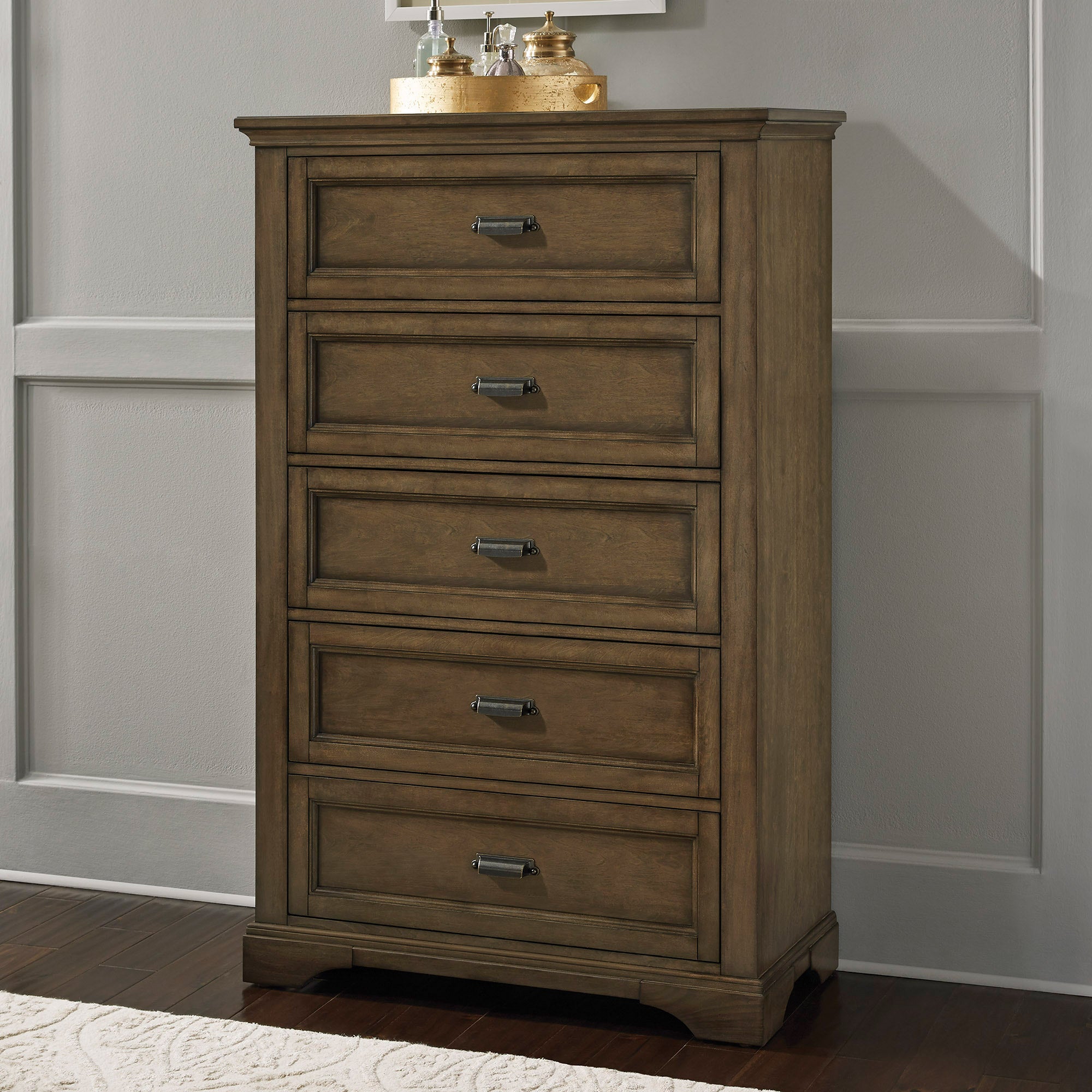 Universal Broadmoore Taylor Tall Chest (#1518266) - $749.99