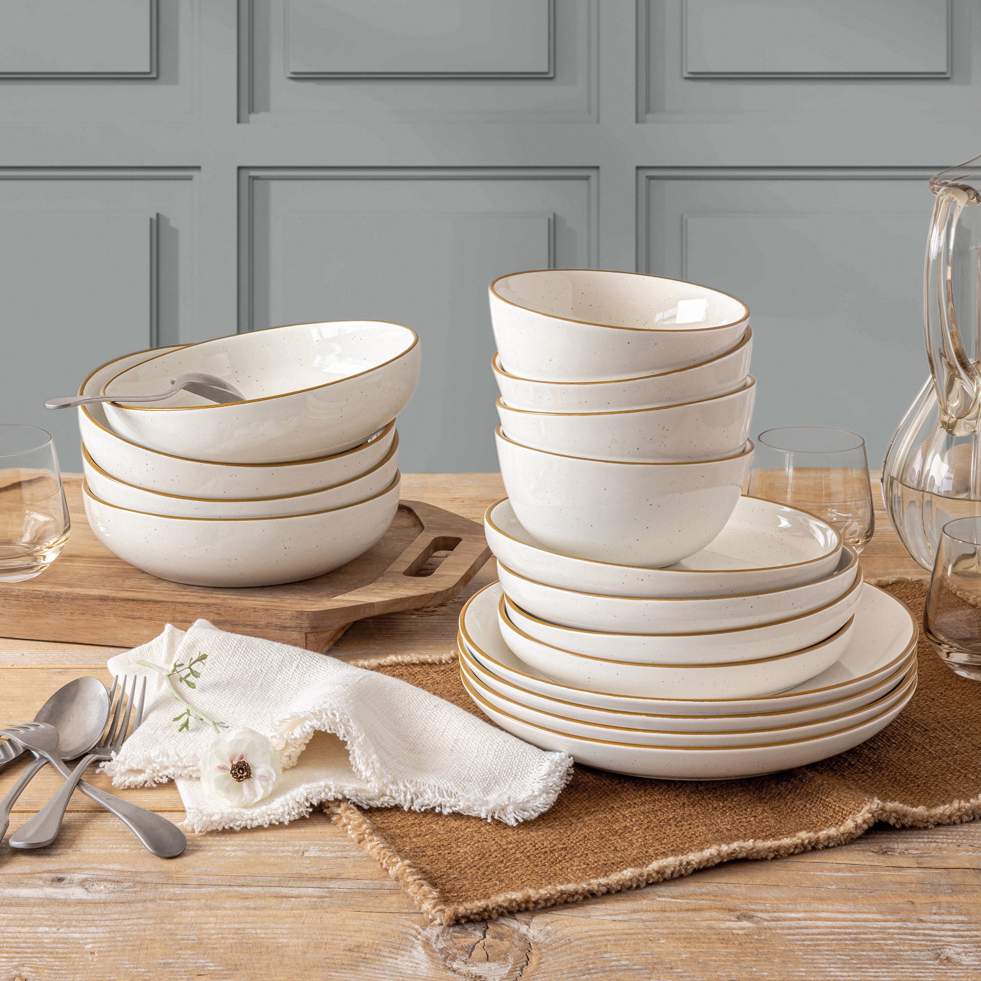 Over&Back Options Dinnerware Set 16-Piece - $26.97 at Costco