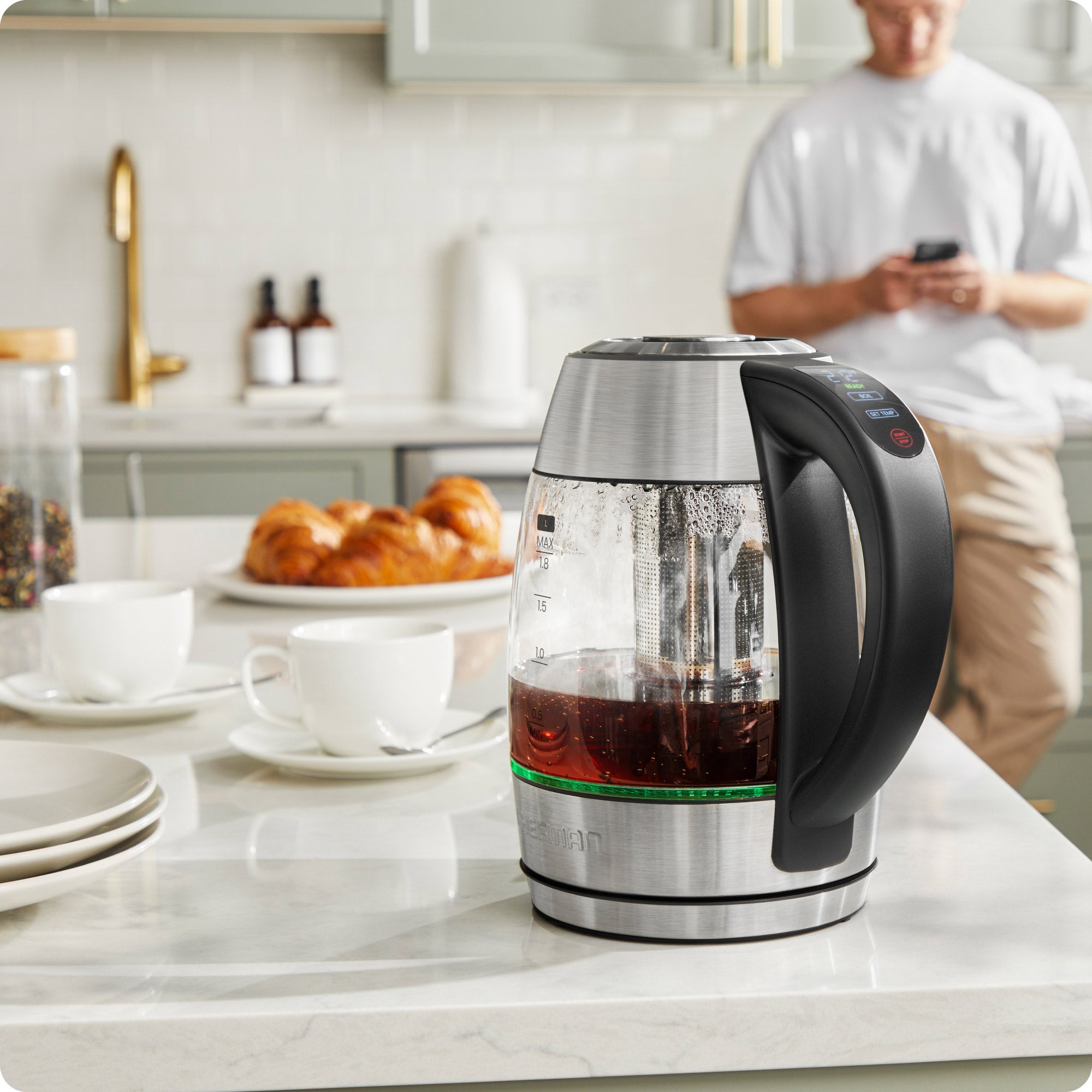 Chefman Kettle 1.8 Ltr with Tea Infuser - $32.99 at Costco